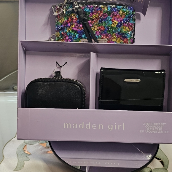 Madden Girl | Accessories | Madden Girl 3 Piece Gift Set | Poshmark